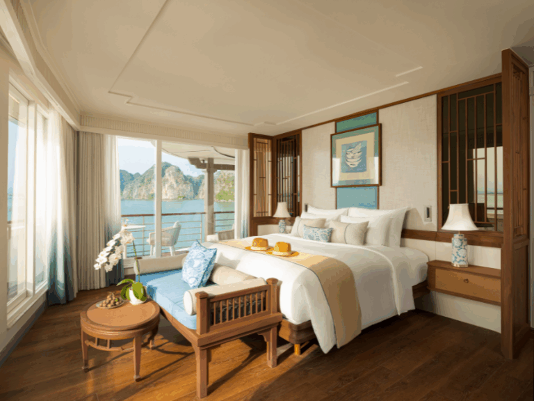 Boutique luxury Overnight Cruise Halong Bay | Bhaya Soul
